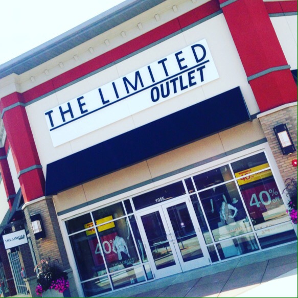 The Limited at the New Tanger Outlets! | Planning for Paris